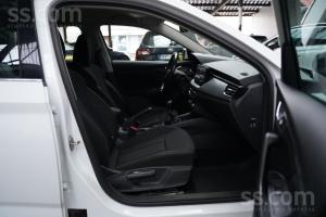 White Skoda Scala 2022 in Riga, with an engine capacity of 1.00 L and mileage of 139 thousand km for 9950 €, photo 11 on AUTOMOTO.COM.LV