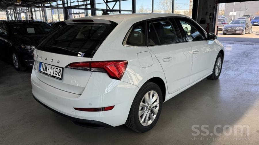 Balts Skoda Scala 2023 Rīga, ar dzinēja tilpumu 1.00 L un nobraukumu 53 tūkst. km par 15400 €, foto 5 vietnē AUTOMOTO.COM.LV