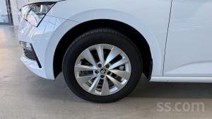 Balts Skoda Scala 2023 Rīga, ar dzinēja tilpumu 1.00 L un nobraukumu 53 tūkst. km par 15400 €, foto 8 vietnē AUTOMOTO.COM.LV