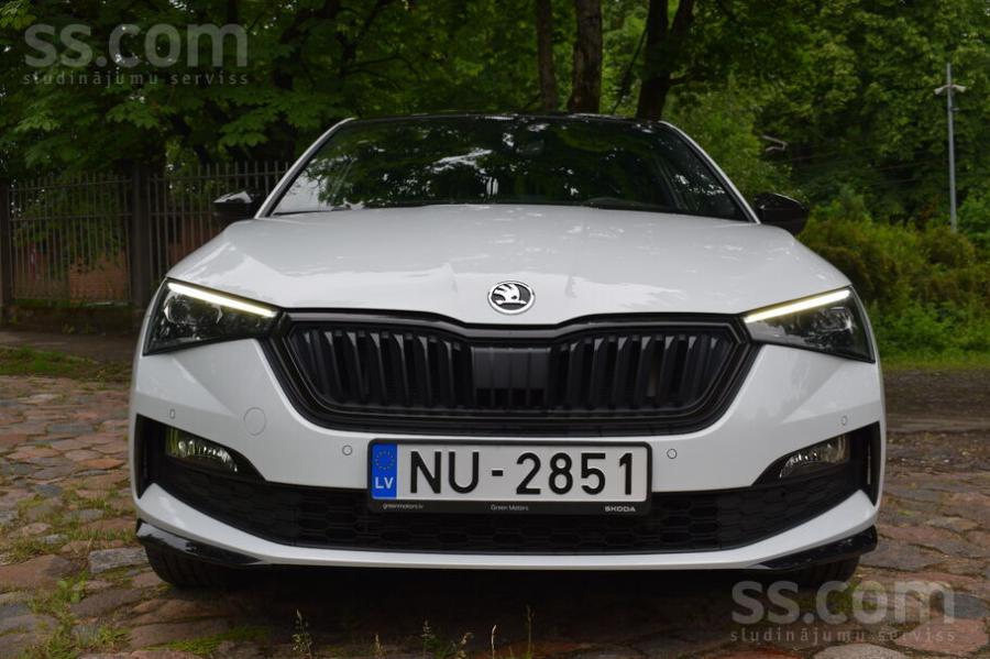 White Skoda Scala 2024 in Riga, with an engine capacity of 1.50 L and mileage of 22 thousand km for 21990 €, photo 6 on AUTOMOTO.COM.LV