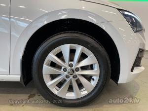 Balts Skoda Scala 2024 Tallina, ar dzinēja tilpumu 1.50 L un nobraukumu 69 tūkst. km par 19990 €, foto 6 vietnē AUTOMOTO.COM.LV