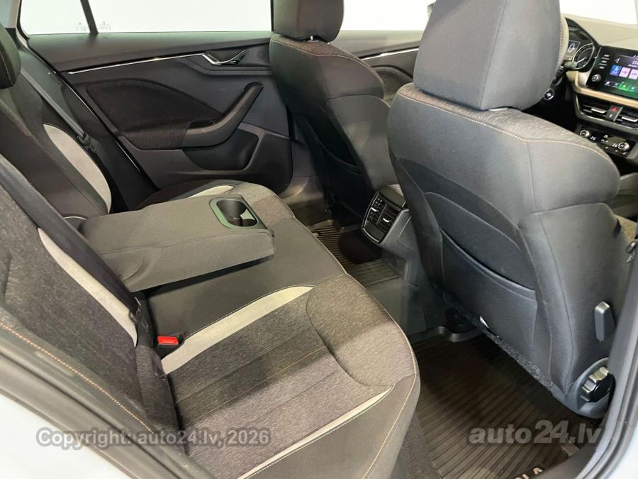 Balts Skoda Scala 2024 Tallina, ar dzinēja tilpumu 1.50 L un nobraukumu 69 tūkst. km par 19990 €, foto 12 vietnē AUTOMOTO.COM.LV