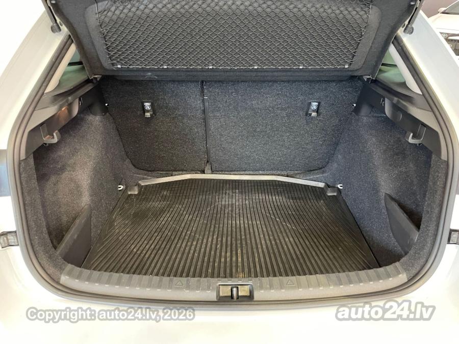 Balts Skoda Scala 2024 Tallina, ar dzinēja tilpumu 1.50 L un nobraukumu 69 tūkst. km par 19990 €, foto 21 vietnē AUTOMOTO.COM.LV