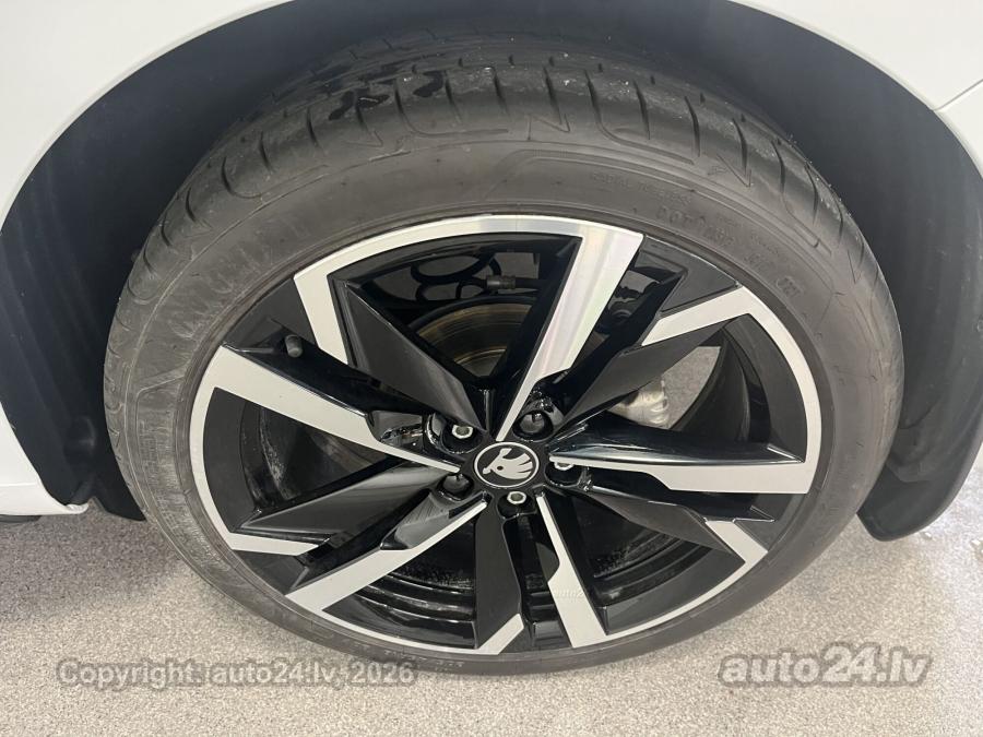 Balts Skoda Scala 2025 Tallina, ar dzinēja tilpumu 1.00 L un nobraukumu 7 tūkst. km par 23900 €, foto 27 vietnē AUTOMOTO.COM.LV