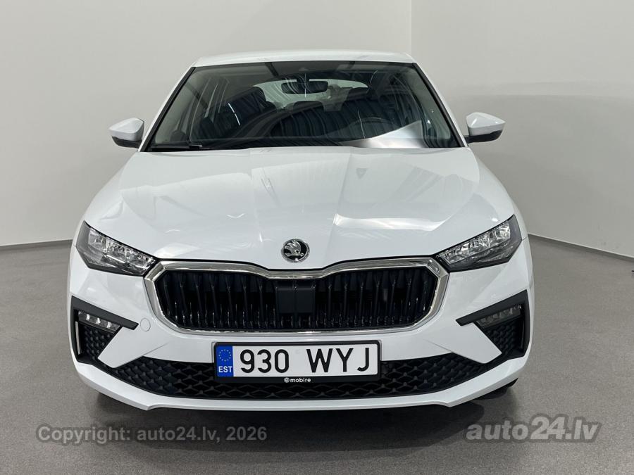Balts Skoda Scala 2025 Tallina, ar dzinēja tilpumu 1.00 L un nobraukumu 29 tūkst. km par 19900 €, foto 3 vietnē AUTOMOTO.COM.LV