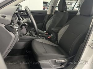 Balts Skoda Scala 2025 Tallina, ar dzinēja tilpumu 1.00 L un nobraukumu 29 tūkst. km par 19900 €, foto 10 vietnē AUTOMOTO.COM.LV