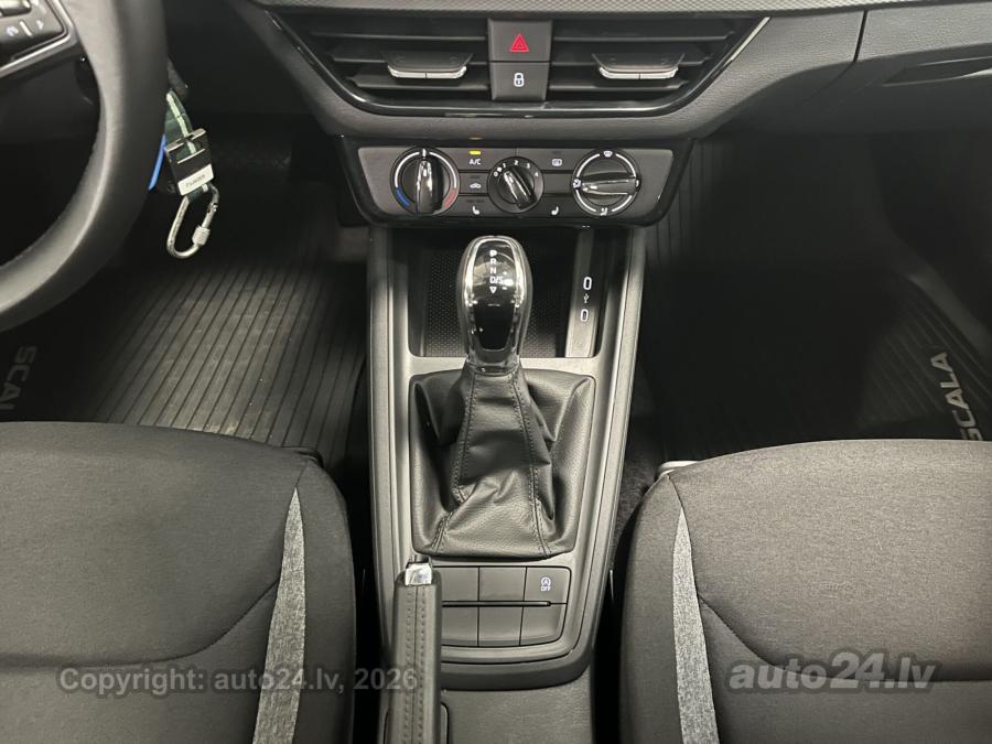 Balts Skoda Scala 2025 Tallina, ar dzinēja tilpumu 1.00 L un nobraukumu 29 tūkst. km par 19900 €, foto 14 vietnē AUTOMOTO.COM.LV