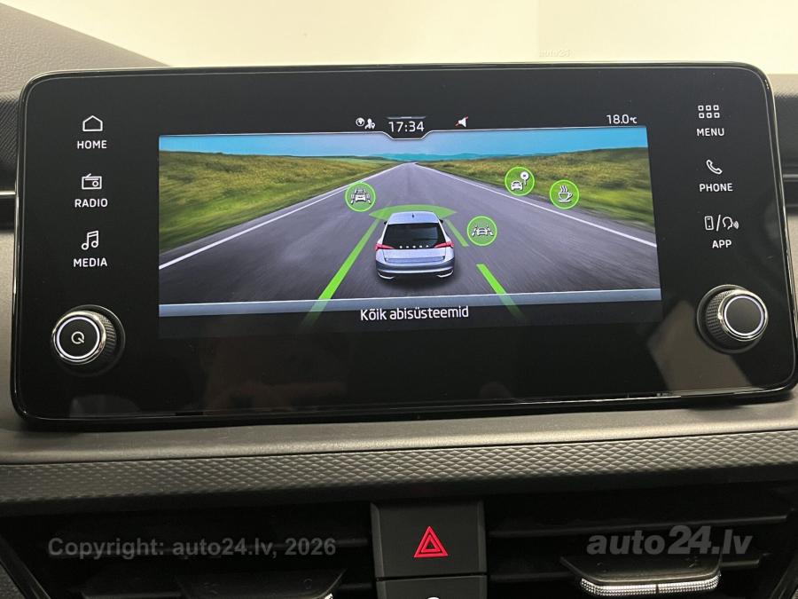 Balts Skoda Scala 2025 Tallina, ar dzinēja tilpumu 1.00 L un nobraukumu 29 tūkst. km par 19900 €, foto 20 vietnē AUTOMOTO.COM.LV