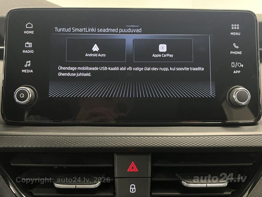 Balts Skoda Scala 2025 Tallina, ar dzinēja tilpumu 1.00 L un nobraukumu 29 tūkst. km par 19900 €, foto 21 vietnē AUTOMOTO.COM.LV