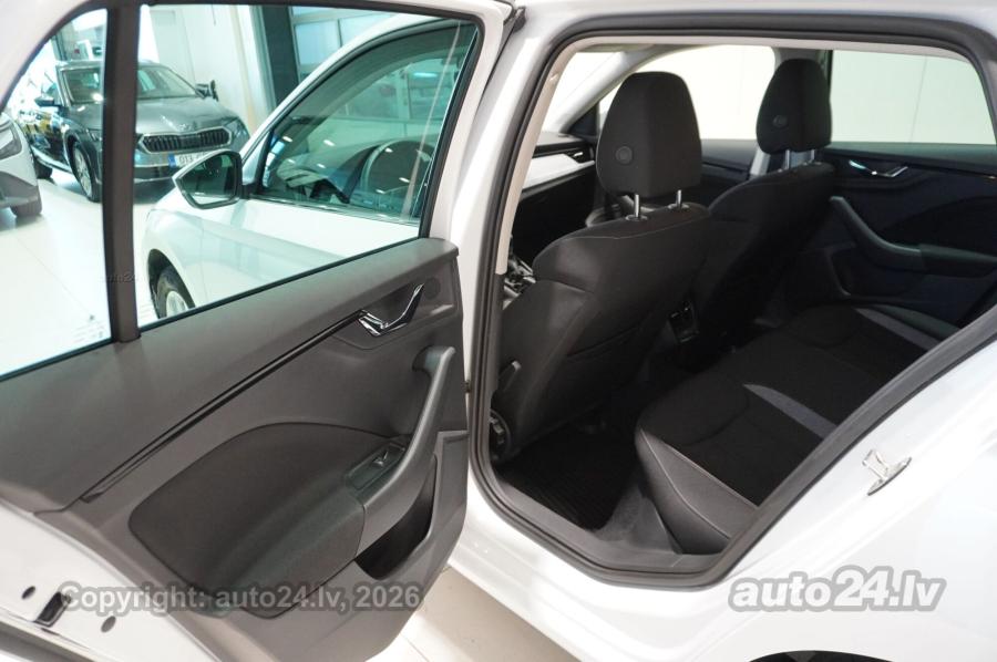 White Skoda Scala 2025 in Tallinn, with an engine capacity of 1.00 L and mileage of 33 thousand km for 21900 €, photo 9 on AUTOMOTO.COM.LV