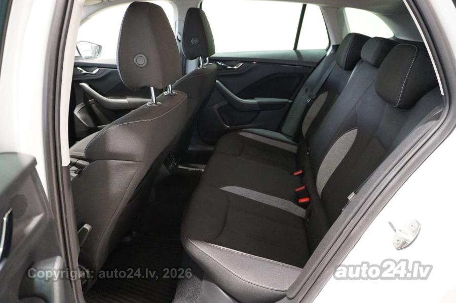White Skoda Scala 2025 in Tallinn, with an engine capacity of 1.00 L and mileage of 33 thousand km for 21900 €, photo 10 on AUTOMOTO.COM.LV