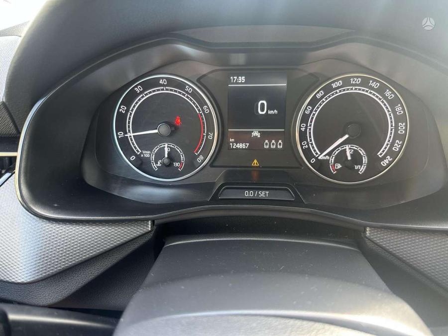 Balts Skoda Scala 2020 Šauļi, ar dzinēja tilpumu 1.00 L un nobraukumu 125 tūkst. km par 9600 €, foto 21 vietnē AUTOMOTO.COM.LV