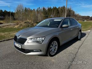 Smilšu krāsa Skoda SuperB 2016 Tallina, ar dzinēja tilpumu 1.40 L un nobraukumu 229 tūkst. km par 8900 €, foto  vietnē AUTOMOTO.COM.LV