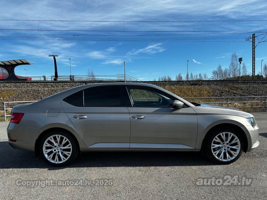 Beige Skoda SuperB 2016 in Tallinn, with an engine capacity of 1.40 L and mileage of 229 thousand km for 8900 €, photo 4 on AUTOMOTO.COM.LV