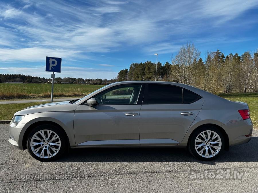 Beige Skoda SuperB 2016 in Tallinn, with an engine capacity of 1.40 L and mileage of 229 thousand km for 8900 €, photo 5 on AUTOMOTO.COM.LV