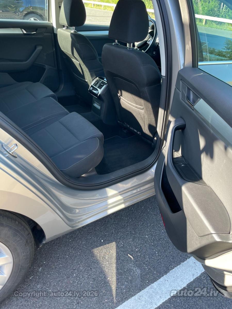 Smilšu krāsa Skoda SuperB 2017 Tallina, ar dzinēja tilpumu 1.40 L un nobraukumu 147 tūkst. km par 14500 €, foto 12 vietnē AUTOMOTO.COM.LV