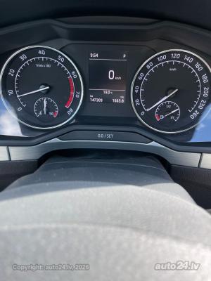 Smilšu krāsa Skoda SuperB 2017 Tallina, ar dzinēja tilpumu 1.40 L un nobraukumu 147 tūkst. km par 14500 €, foto 13 vietnē AUTOMOTO.COM.LV