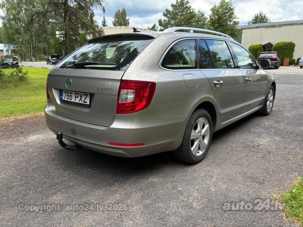 Smilšu krāsa Skoda SuperB 2011 Pelva, ar dzinēja tilpumu 2.00 L un nobraukumu 355 tūkst. km par 4750 €, foto 3 vietnē AUTOMOTO.COM.LV