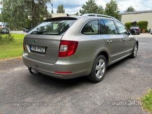 Smilšu krāsa Skoda SuperB 2011 Pelva, ar dzinēja tilpumu 2.00 L un nobraukumu 355 tūkst. km par 4750 €, foto 4 vietnē AUTOMOTO.COM.LV