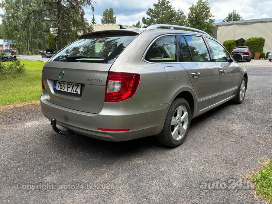 Smilšu krāsa Skoda SuperB 2011 Pelva, ar dzinēja tilpumu 2.00 L un nobraukumu 355 tūkst. km par 4750 €, foto 4 vietnē AUTOMOTO.COM.LV