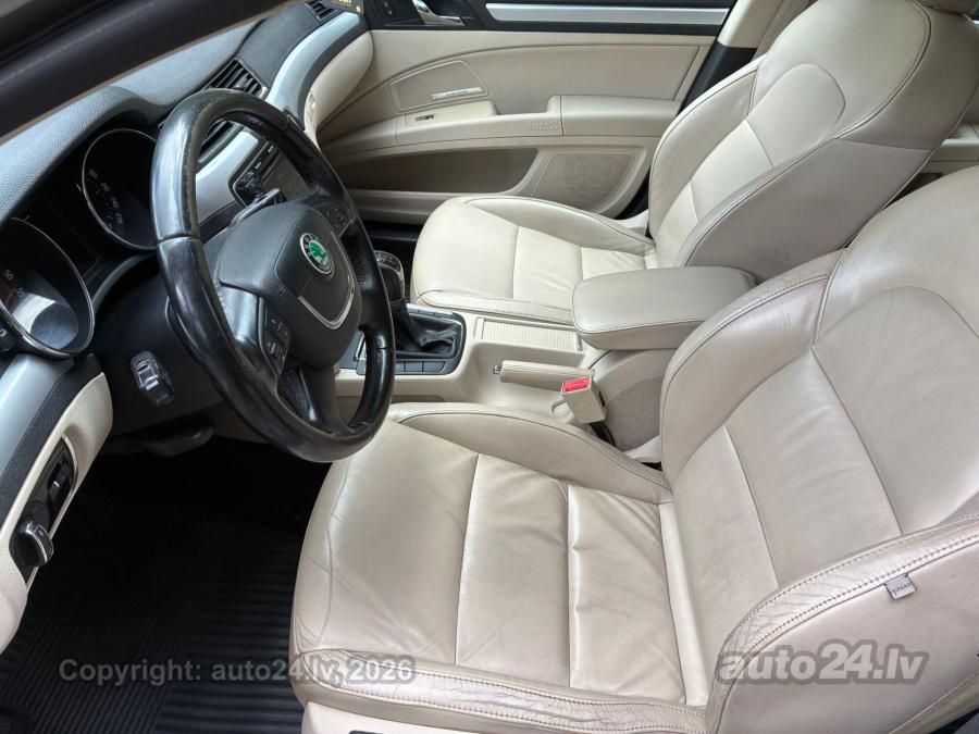 Smilšu krāsa Skoda SuperB 2011 Pelva, ar dzinēja tilpumu 2.00 L un nobraukumu 355 tūkst. km par 4750 €, foto 7 vietnē AUTOMOTO.COM.LV