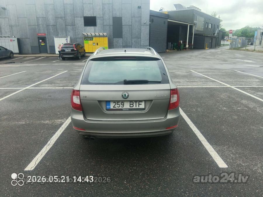 Smilšu krāsa Skoda SuperB 2012 Tartu, ar dzinēja tilpumu 2.00 L un nobraukumu 0 tūkst. km par 1999 €, foto 6 vietnē AUTOMOTO.COM.LV