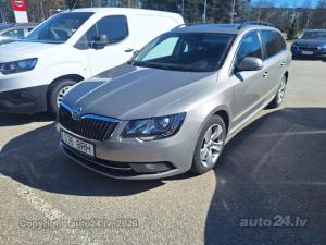 Smilšu krāsa Skoda SuperB 2013 Tallina, ar dzinēja tilpumu 2.00 L un nobraukumu 321 tūkst. km par 5300 €, foto  vietnē AUTOMOTO.COM.LV