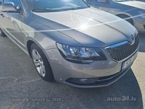 Beige Skoda SuperB 2013 in Tallinn, with an engine capacity of 2.00 L and mileage of 321 thousand km for 5300 €, photo 3 on AUTOMOTO.COM.LV