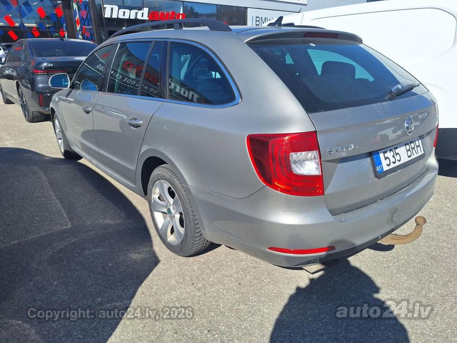 Beige Skoda SuperB 2013 in Tallinn, with an engine capacity of 2.00 L and mileage of 321 thousand km for 5300 €, photo 5 on AUTOMOTO.COM.LV