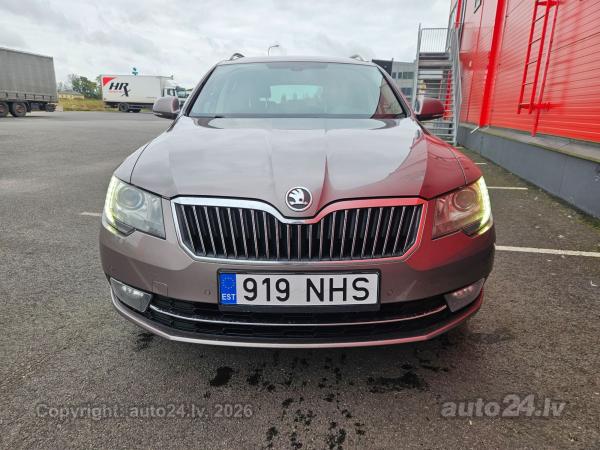 Smilšu krāsa Skoda SuperB 2013 Tartu, ar dzinēja tilpumu 2.00 L un nobraukumu 383 tūkst. km par 6499 €, foto 9 vietnē AUTOMOTO.COM.LV