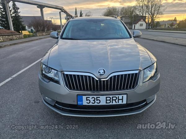 Smilšu krāsa Skoda SuperB 2013 Paide, ar dzinēja tilpumu 2.00 L un nobraukumu 322 tūkst. km par 6850 €, foto 2 vietnē AUTOMOTO.COM.LV