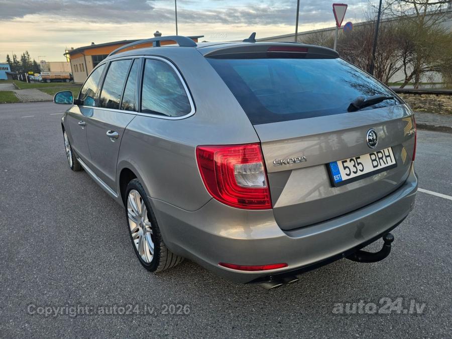 Smilšu krāsa Skoda SuperB 2013 Paide, ar dzinēja tilpumu 2.00 L un nobraukumu 322 tūkst. km par 6850 €, foto 5 vietnē AUTOMOTO.COM.LV