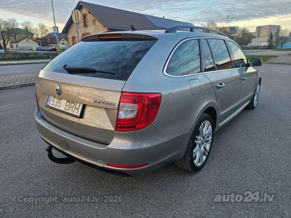 Smilšu krāsa Skoda SuperB 2013 Paide, ar dzinēja tilpumu 2.00 L un nobraukumu 322 tūkst. km par 6850 €, foto 6 vietnē AUTOMOTO.COM.LV