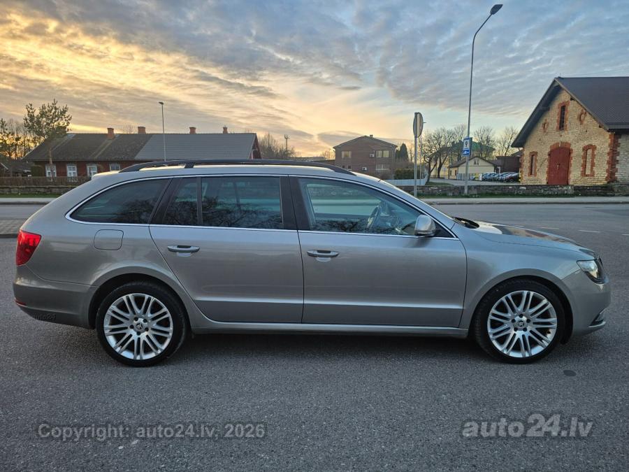 Smilšu krāsa Skoda SuperB 2013 Paide, ar dzinēja tilpumu 2.00 L un nobraukumu 322 tūkst. km par 6850 €, foto 8 vietnē AUTOMOTO.COM.LV