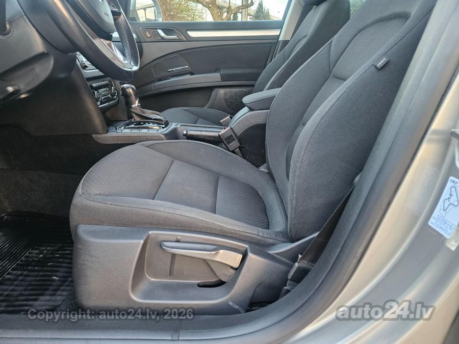 Smilšu krāsa Skoda SuperB 2013 Paide, ar dzinēja tilpumu 2.00 L un nobraukumu 322 tūkst. km par 6850 €, foto 24 vietnē AUTOMOTO.COM.LV