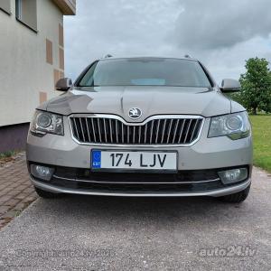Smilšu krāsa Skoda SuperB 2013 Tartu, ar dzinēja tilpumu 2.00 L un nobraukumu 335 tūkst. km par 6599 €, foto 6 vietnē AUTOMOTO.COM.LV