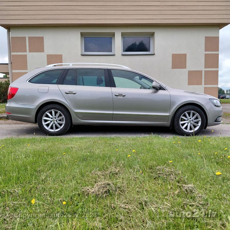 Smilšu krāsa Skoda SuperB 2013 Tartu, ar dzinēja tilpumu 2.00 L un nobraukumu 335 tūkst. km par 6599 €, foto 8 vietnē AUTOMOTO.COM.LV