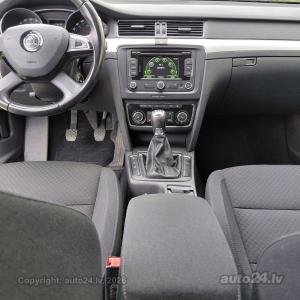 Smilšu krāsa Skoda SuperB 2013 Tartu, ar dzinēja tilpumu 2.00 L un nobraukumu 335 tūkst. km par 6599 €, foto 11 vietnē AUTOMOTO.COM.LV