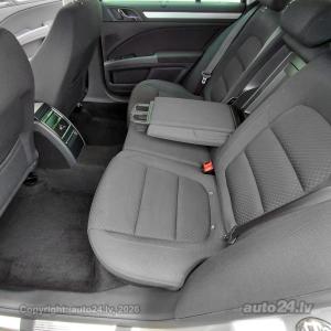 Smilšu krāsa Skoda SuperB 2013 Tartu, ar dzinēja tilpumu 2.00 L un nobraukumu 335 tūkst. km par 6599 €, foto 16 vietnē AUTOMOTO.COM.LV