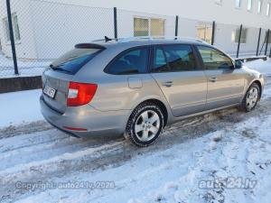 Beige Skoda SuperB 2014 in Tallinn, with an engine capacity of 1.60 L and mileage of 349 thousand km for 4800 €, photo 4 on AUTOMOTO.COM.LV