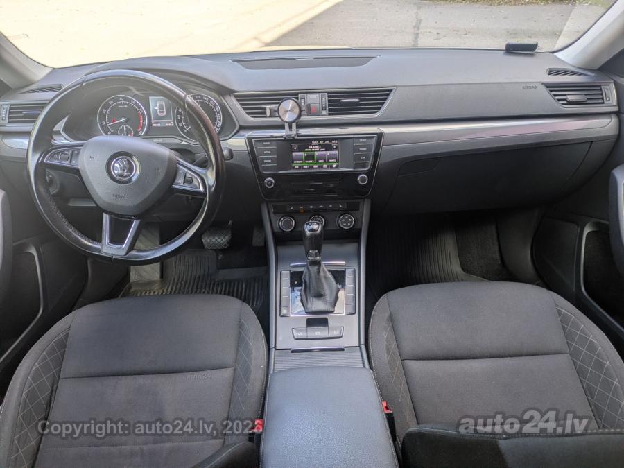 Smilšu krāsa Skoda SuperB 2017 Tallina, ar dzinēja tilpumu 1.40 L un nobraukumu 250 tūkst. km par 10490 €, foto 10 vietnē AUTOMOTO.COM.LV