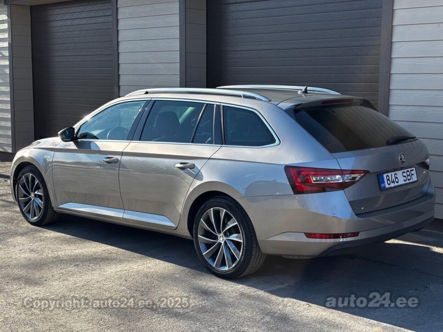 Beige Skoda SuperB 2018 in Parnu, with an engine capacity of 2.00 L and mileage of 150 thousand km for 21490 €, photo 5 on AUTOMOTO.COM.LV