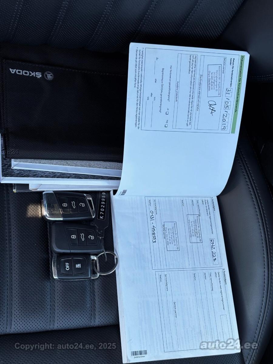 Beige Skoda SuperB 2018 in Parnu, with an engine capacity of 2.00 L and mileage of 150 thousand km for 21490 €, photo 18 on AUTOMOTO.COM.LV