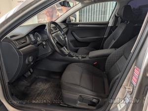 Beige Skoda SuperB 2018 in Paide, with an engine capacity of 1.40 L and mileage of 207 thousand km for 11899 €, photo 6 on AUTOMOTO.COM.LV