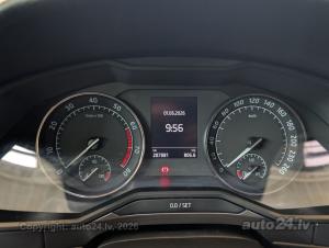 Beige Skoda SuperB 2018 in Paide, with an engine capacity of 1.40 L and mileage of 207 thousand km for 11899 €, photo 11 on AUTOMOTO.COM.LV