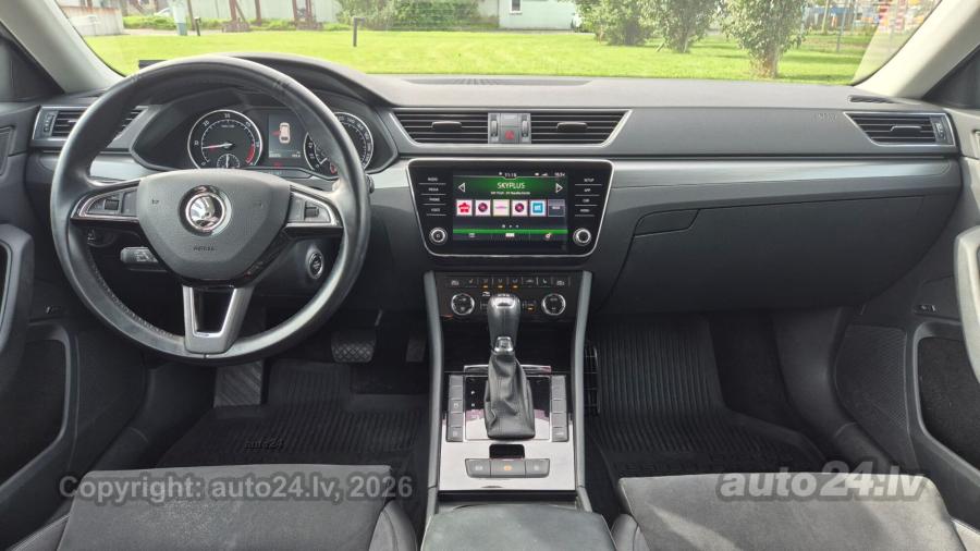 Beige Skoda SuperB 2018 in Tallinn, with an engine capacity of 2.00 L and mileage of 233 thousand km for 14900 €, photo 8 on AUTOMOTO.COM.LV