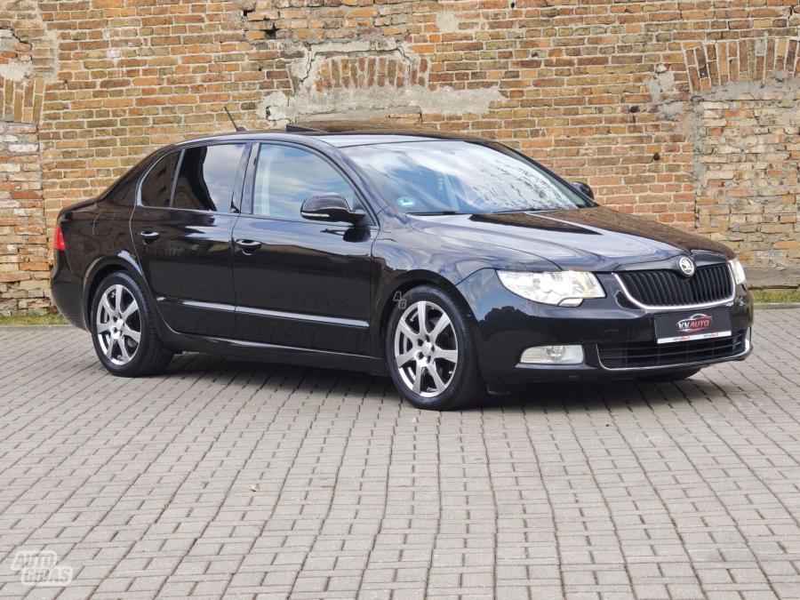 Black Skoda SuperB 2009 in Vilnius, with an engine capacity of 1.80 L and mileage of 231 thousand km for 4200 €, photo 3 on AUTOMOTO.COM.LV
