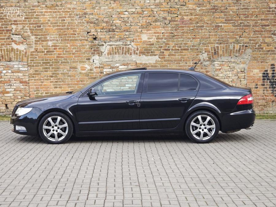 Black Skoda SuperB 2009 in Vilnius, with an engine capacity of 1.80 L and mileage of 231 thousand km for 4200 €, photo 8 on AUTOMOTO.COM.LV