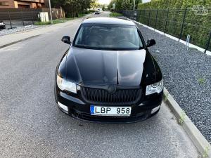 Black Skoda SuperB 2009 in Kaunas, with an engine capacity of 2.00 L and mileage of 341 thousand km for 2800 €, photo 3 on AUTOMOTO.COM.LV