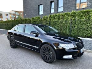 Black Skoda SuperB 2009 in Kaunas, with an engine capacity of 2.00 L and mileage of 341 thousand km for 2800 €, photo 4 on AUTOMOTO.COM.LV
